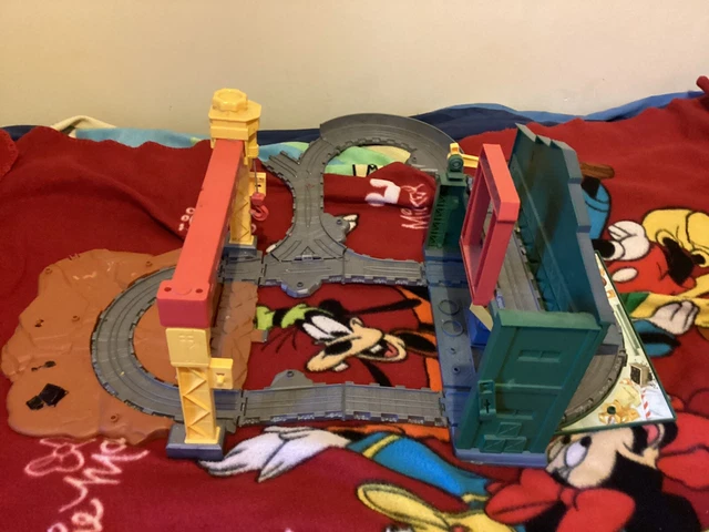 THOMAS THE TANK Engine Sodor Shipping Co Take N Play Take Along Set EUR ...