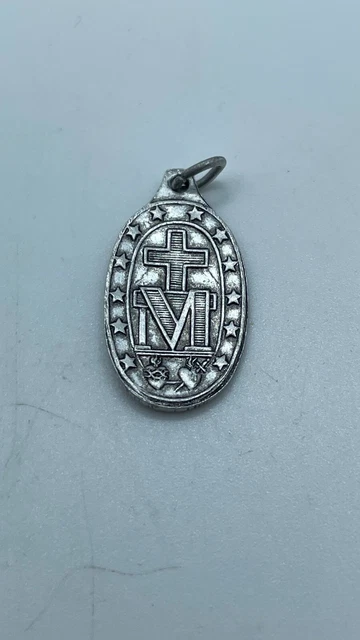ANCIENNE MEDAILLE RELIGIEUSE SAINTE MARIE CONCUE SANS PÉCHÉ 23x18 mm 0 ... ANCIENNE MEDAILLE RELIGIEUSE SAINTE MARIE CONCUE SANS PÉCHÉ 23x18 mm 0 ...