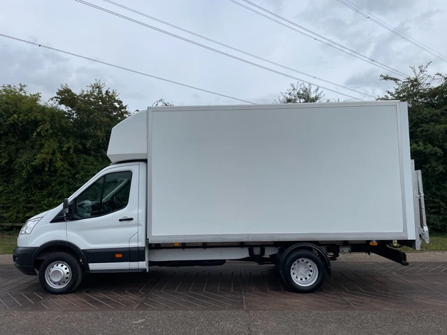 FORD*TRANSIT*LUTON*BOX-VAN*120K MILES*TAIL LIFT*TWIN Rear Wheel*Service ...