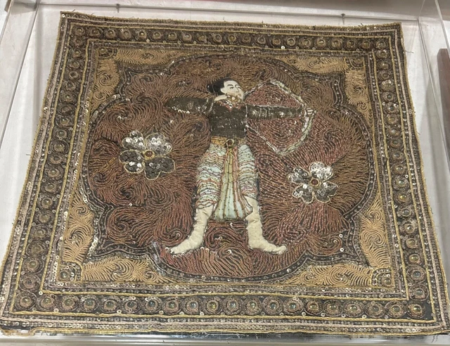 VINTAGE BURMESE KALAGA Tapestry in Plexiglass Frame $100.00 - PicClick CA