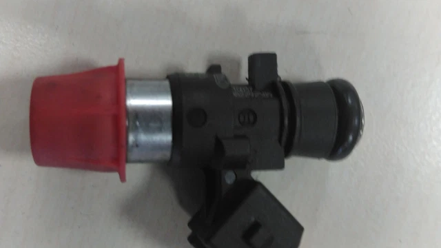 INJECTEUR GAZ RENAULT Twingo (C06) 2005 8200292590/7701061008 ...