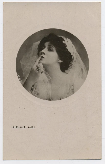 ACTRESS MISS VALLI Valli Real Photo Vintage Postcard H22 EUR 5,84 - PicClick IT