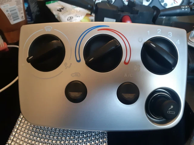 ORIGINAL FORD PUMA Fiesta Silver Heater Control Panel A/C ...