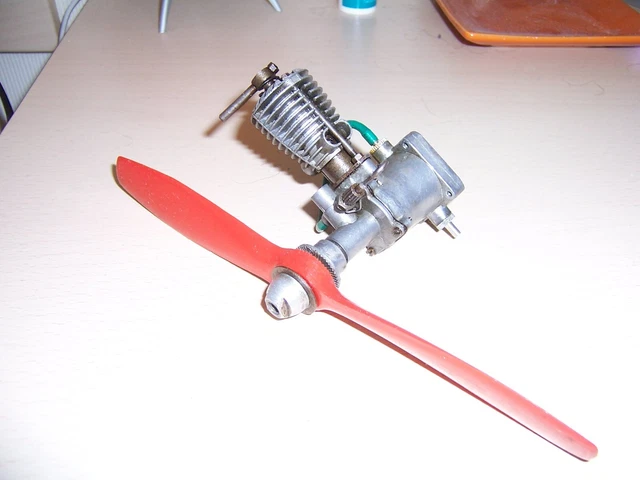 FROG 100 MKII 1cc Diesel Model Airplane Engine EUR 84,62 - PicClick FR