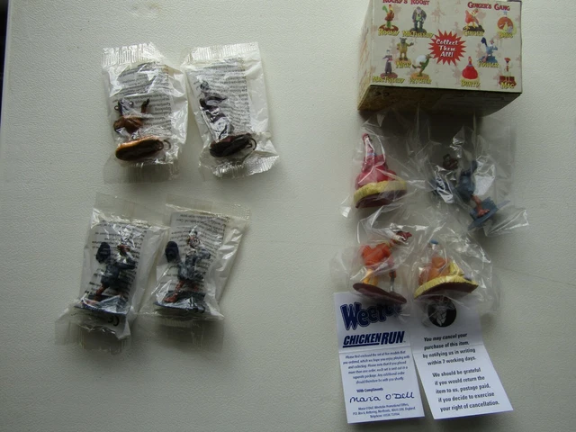 WEETABIX 2000 - Weetos Chicken Run Figures Sealed in Packet Choice £2. ...