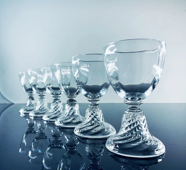 ANCIENNES 6 VERRES A Vin Blanc En Cristal Taille Grave Modele Cluny ... ANCIENNES 6 VERRES A Vin Blanc En Cristal Taille Grave Modele Cluny ...