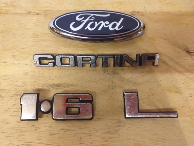 GENUINE FORD MOTOR company car badges x 4 Vintage metal plastic read ...
