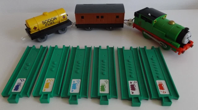 VINTAGE TOMY TRACKMASTER "Talk 'n' Action" Magic Rail Percy Motorised ...