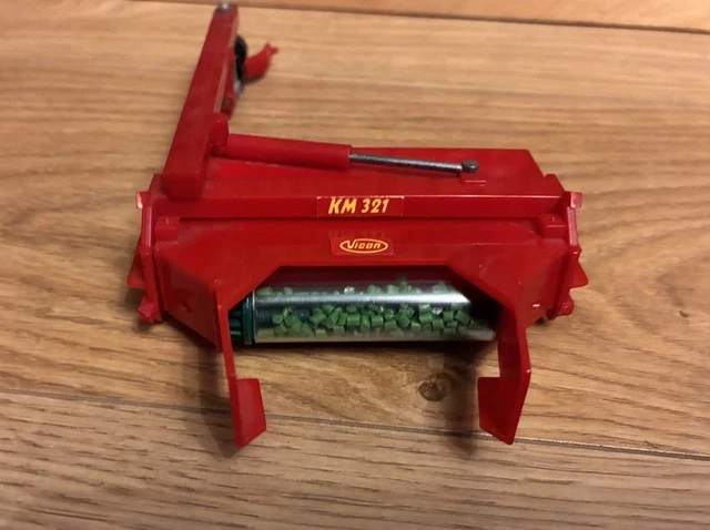 BRITAINS SCALE MODEL of Vicon KM321 Grass Mower Toy £10.80 - PicClick UK