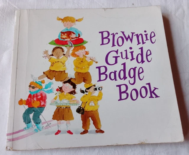 GIRL GUIDES. BROWNIE Guide Badge Book 1995 £5.00 - PicClick UK