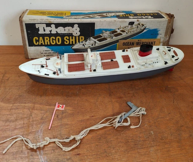 TRI-ANG CARGO SHIP M.S. Ocean Trader Electric Powered Scale Model Cat ...