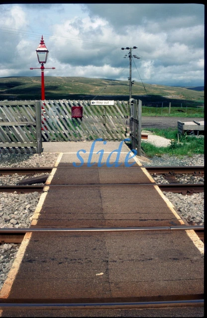 BRITISH RAILWAYS RIBBLEHEAD Station Platform Barrow Crossing 2000 Ori ...