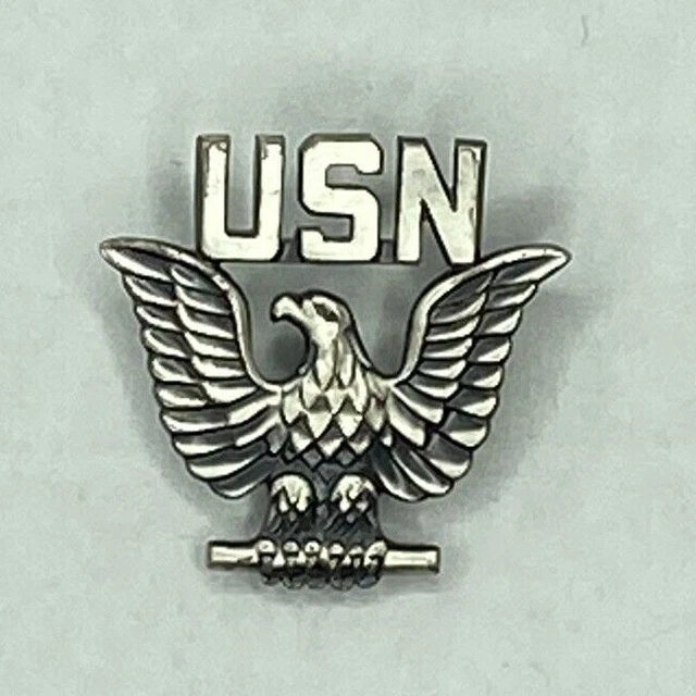 VINTAGE US NAVY USN Eagle Badge Pin Insignia KREW G.I. 1/20 Silver ...