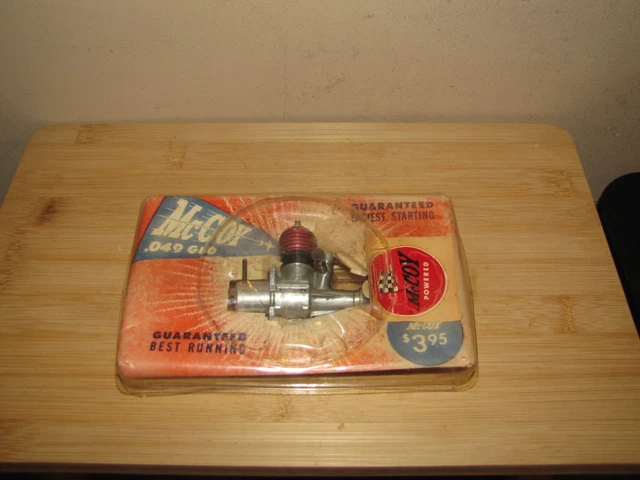 TESTORS CHEMICALS LTD Mccoy .049 glo model aero engine in original ...