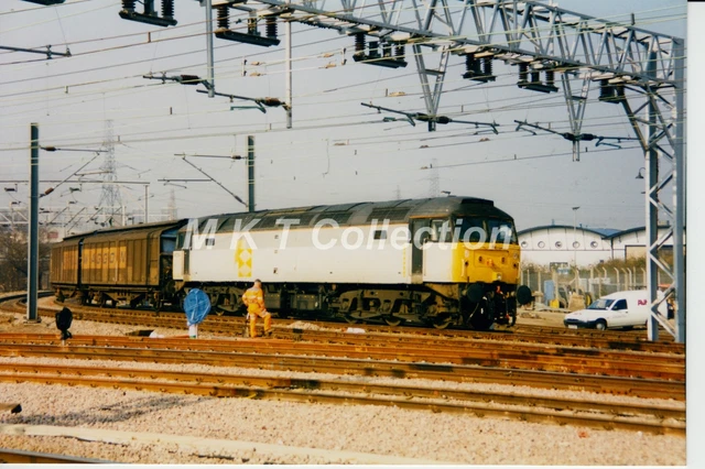 RAIL PHOTO CLASS 47 47284 @ Stratford 4/4/96 9:20 Wembley -Gidea Park ...