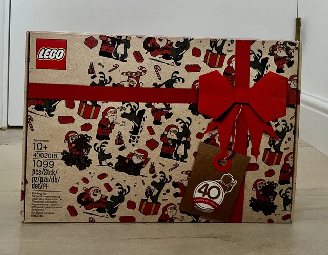LEGO SANTA AND Reindeer with sleigh - Christmas exclusive employee gift ...