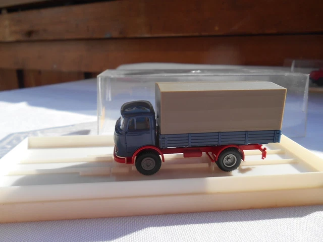 BREKINA 4800 MERCEDES Benz LP328 Pritsche Plane Blau-Rot EUR 8,95 ...