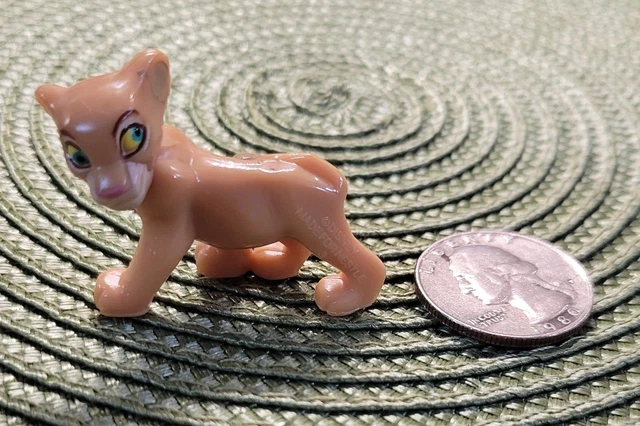 VINTAGE 1990'S NESTLE MAGIC BALL DISNEY LION KING MOVIE FIGURE NALA £1. ...