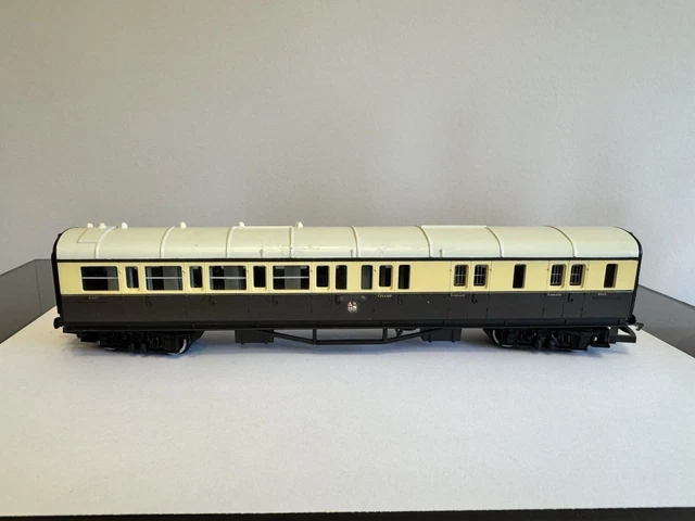 R457 HORNBY OO Gauge Brake Third Coach in GWR Chocolate and Cream 4913 ...