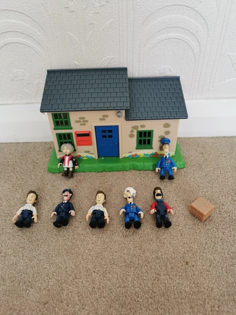POSTMAN PAT GREENDALE Post Office Play Set Plus Figures Vintage £16.00 ...