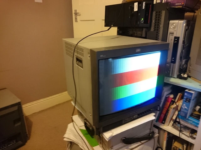 SONY PVM-20M4E BROADCAST Monitor - 20" 4:3 CRT Gaming Retro (see ...