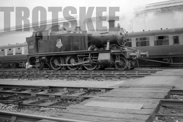 LARGER NEGATIVE BR British Rail Steam Loco 5525 Class 4575 Exeter St ...