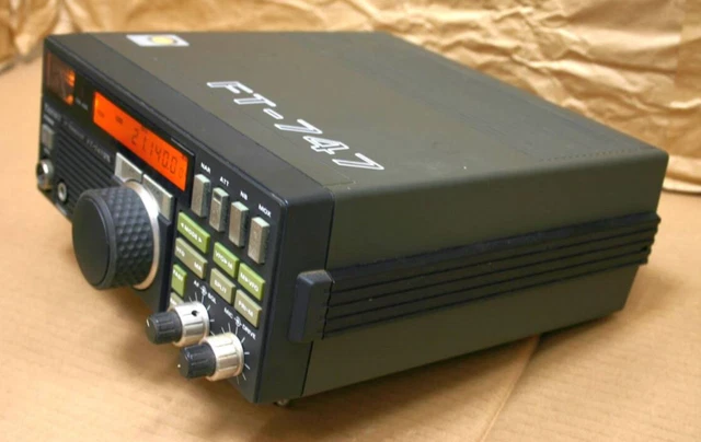 YAESU FT-747GX RICETRASMETTITORE RF 100W Radioamatore JDM CB NASA ...