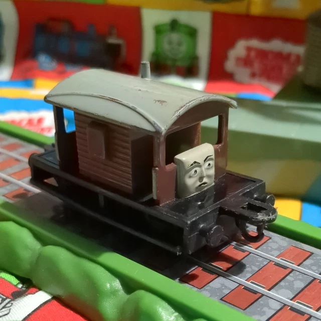 THOMAS THE TANK Engine and Friends ERTL Engine Spiteful Brake Van Rare ...