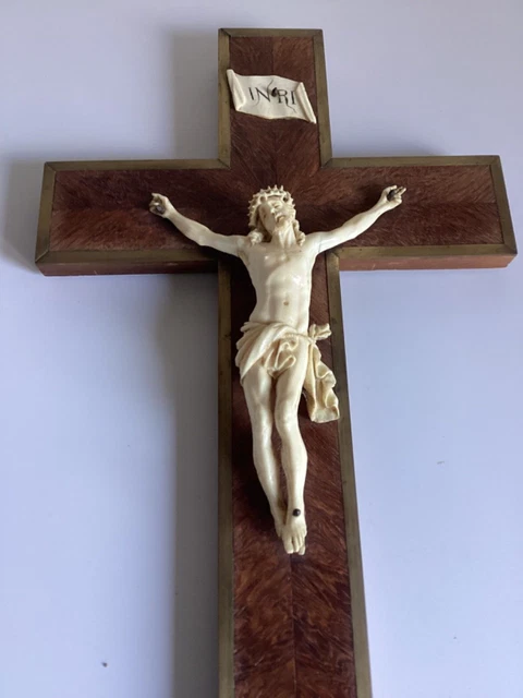 ANCIEN CHRIST EN croix sur bois Crusifix XIX EUR 65,00 - PicClick FR