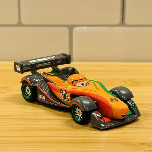 DISNEY PIXAR CARS 2 - CARBON RACERS RIP CLUTCHGONESKI - pressofuso ...