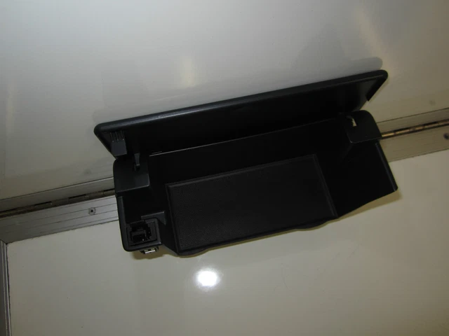 HOLDEN COMMODORE VY Vz Wk Berlina Calais Centre Console Compartment ...