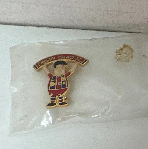 CRYSTAL PALACE FC : Vintage Enamel Football Pin Badge SUPPORTER WITH ...