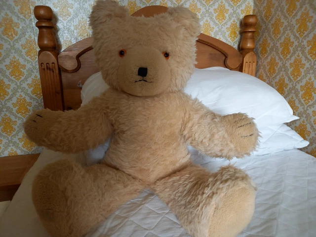 VINTAGE EARLY 1960S Wendy Boston bear With Original Label £25.00 ...