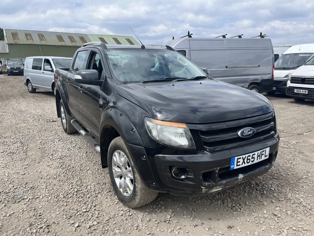 65 PLATE FORD Ranger Wildtrak 4X4 3.2 TDCI engine noisy vat inclusive ...