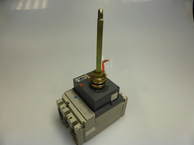 MERLIN GERIN 250 Amp MCCB COMPACT NS250N 3 PHASE Circuit Breaker TM250D ...