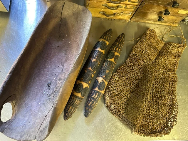 VINTAGE ABORIGINAL INDIGENOUS Coolamon (cracked) Dilly Bag Clapping ...