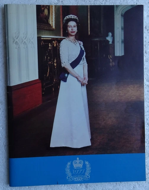 1977 GRENADIER GUARDS Queen Elizabeth II Program Book EUR 33,00 ...
