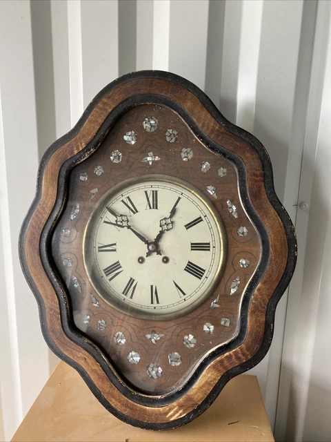 Horloge Oeil De Boeuf Ancien