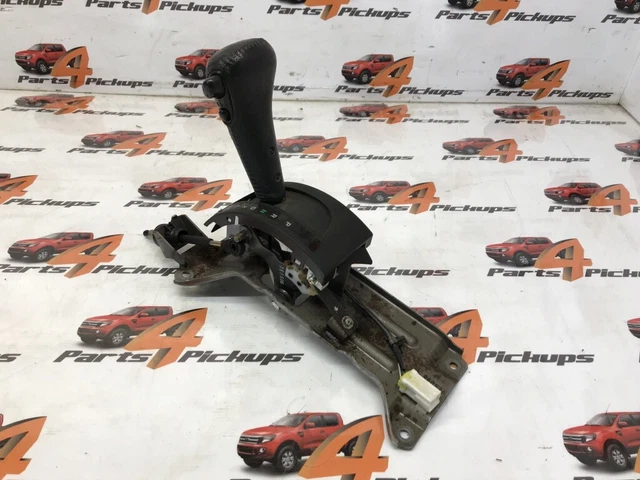 MITSUBISHI L200 AUTOMATIC Gear selector / lever part number 3260A009XA ...