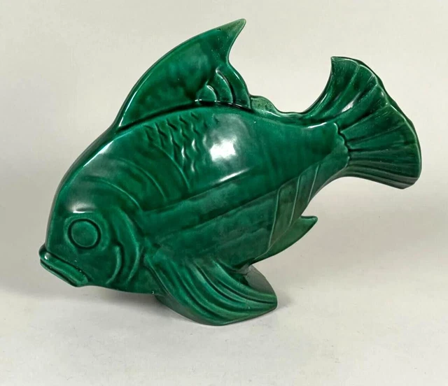IMPRÉSSIONNANTE SCULPTURE DU poisson en céramique vert signé LEJAN EUR ...