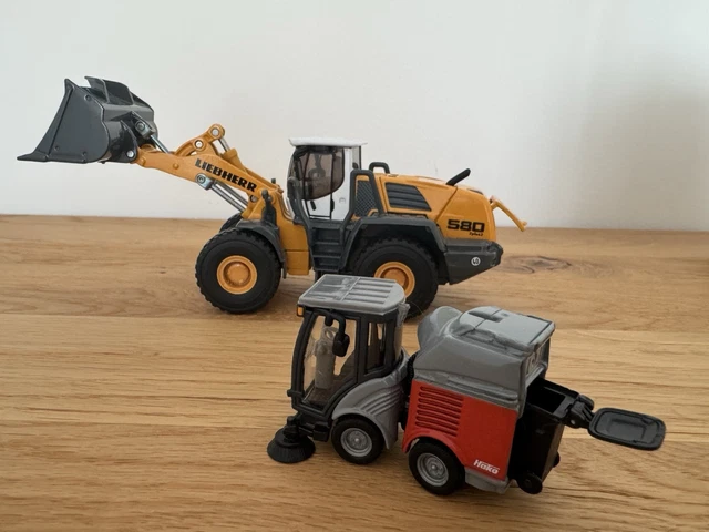 SIKU RADLADER 3533 Liebherr*Super Serie*1:50 + Kehrmaschine 2936*neuw ...