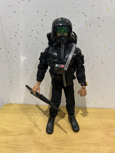 VINTAGE ACTION MAN Sas Parachute Attack Blue Pants Eagle Eyes £125.00 ...