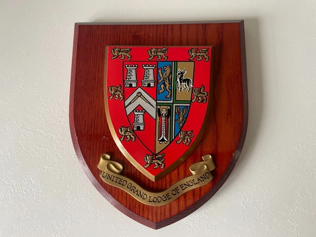 VINTAGE MASONIC UNITED Grand Lodge of England wooden wall plaque shield ...