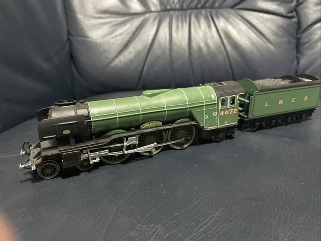 OO GAUGE 1/76 SCALE FLYING SCOTSMAN DUMMY/STATIC LOCOMOTIVE VGC see ...