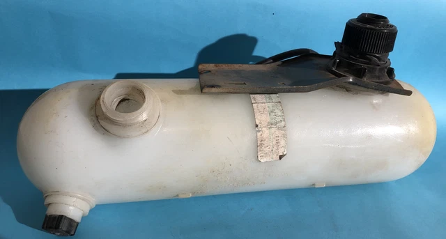 VINTAGE VW BEETLE Volkswagen Bug Windshield Washer Plastic Tank 1970's ...