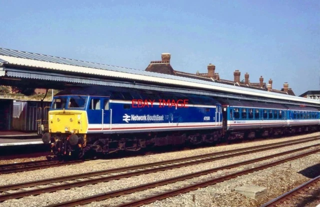 PHOTO CLASS 47 Loco No 47530. At Newbury Railway Station Nse Livery EUR ...