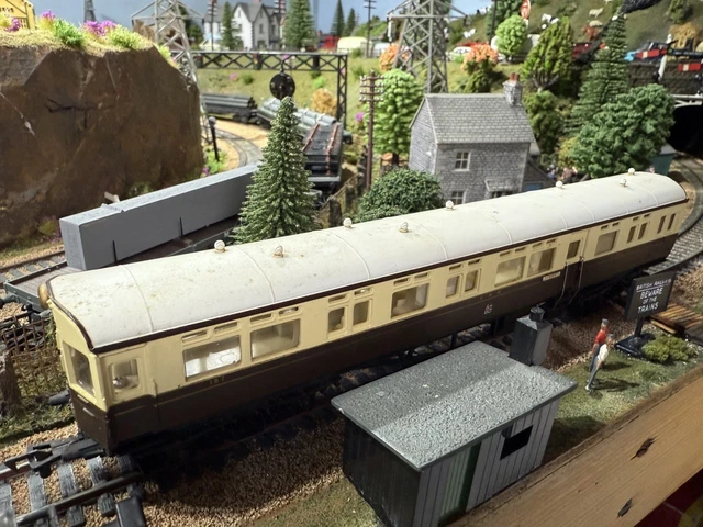 AIRFIX GWR OVER Twin Cities Chocolate & Cream Livery Autocoach OO Gauge ...