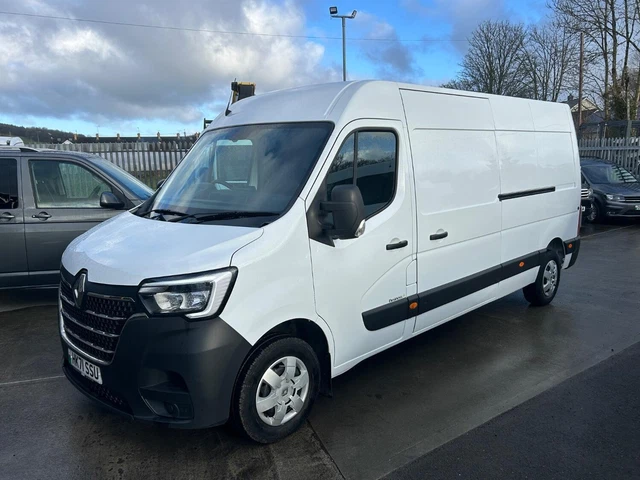 RENAULT MASTER 2.3 FWD LM35 LWB Medium Roof dCi 135 Business+ MY19 ...