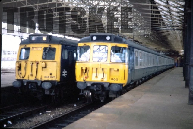 35MM SLIDE BR British Railways Electric EMU Class 304 082 c1980 ...