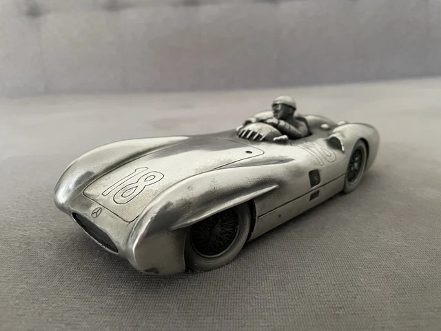 COMPULSION GALLERY MERCEDES Benz W196 Streamliner Tin Model Car (1:18 ...